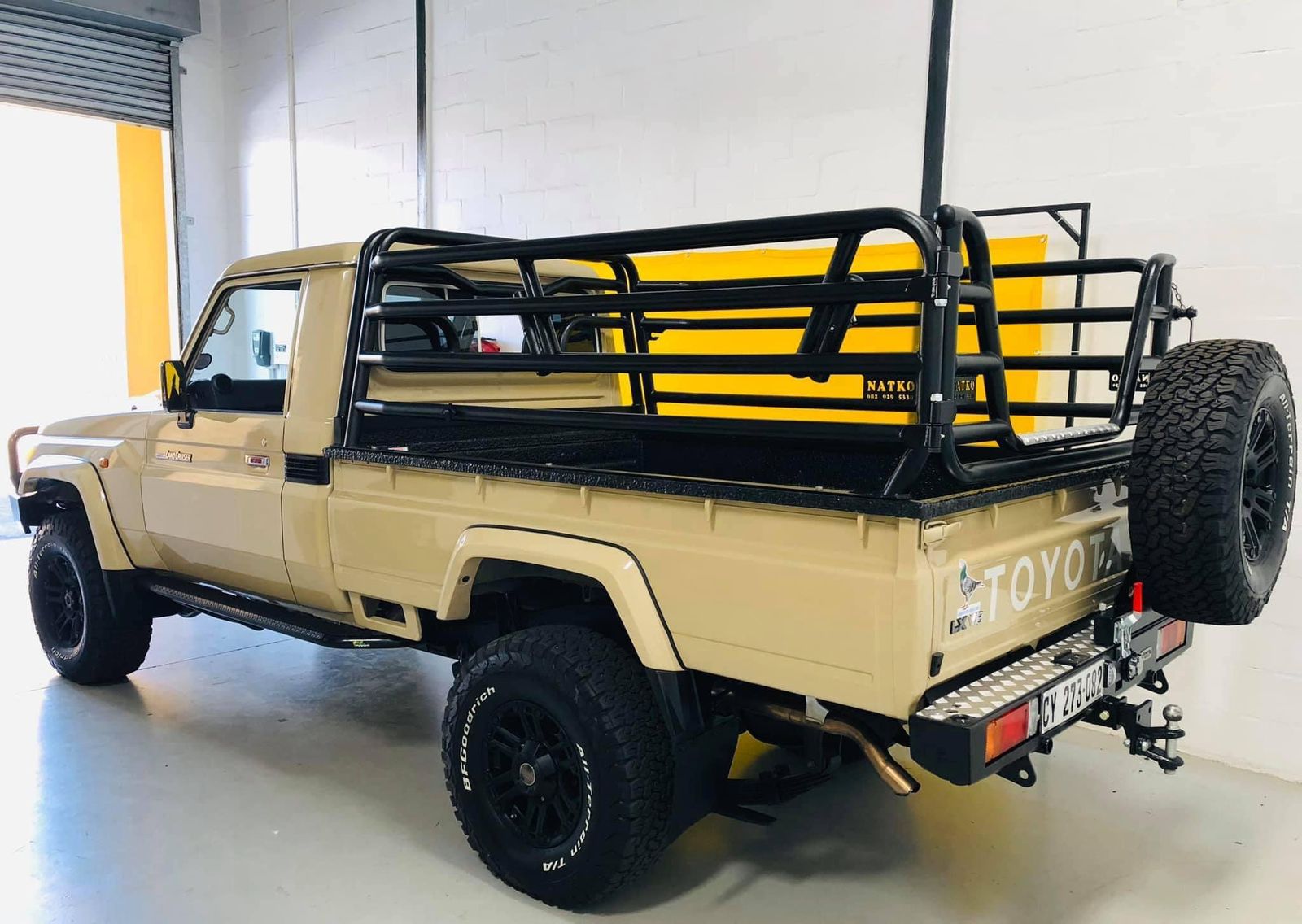 NATKO Utility Rails - Beacon Outdoor